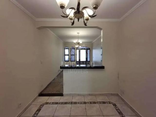 Casa / Sobrado para Locação em Itatiba/SP Vila Santa Clara 2 Quartos