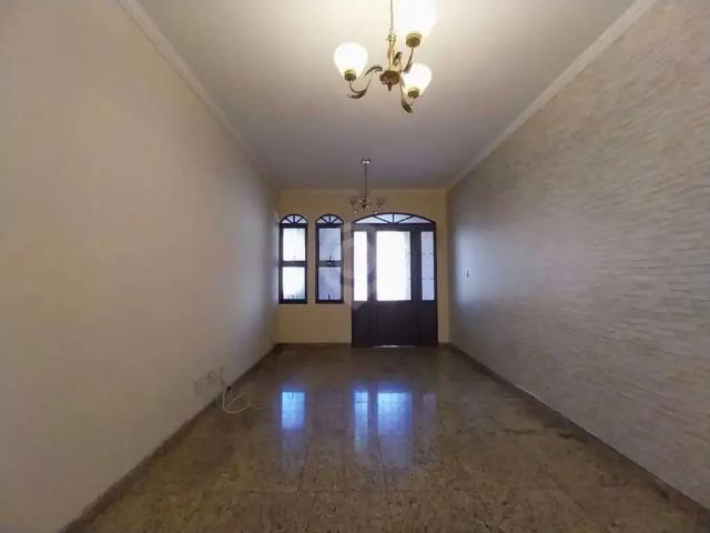 Casa / Sobrado para Locação em Itatiba/SP Vila Santa Clara 2 Quartos