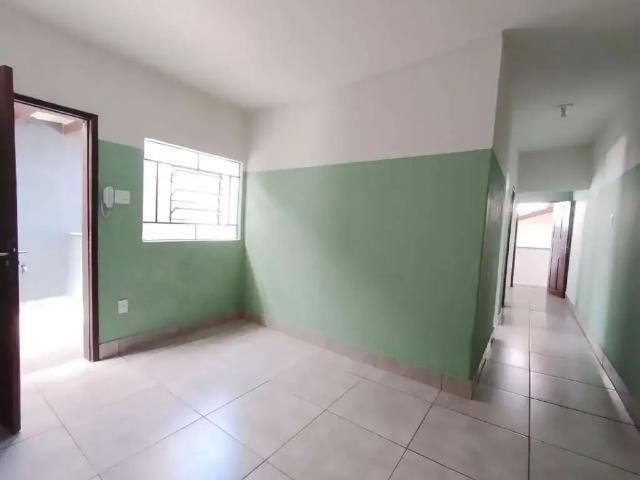 Casa / Sobrado para Locação em Itaúna/MG Vila Augusto Chaves 2 Quartos