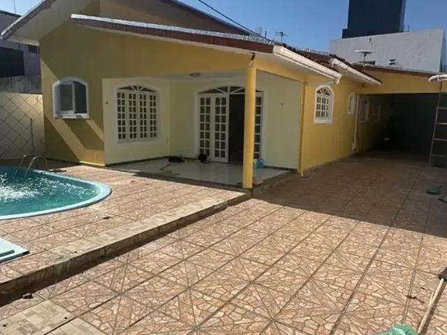 Casa / Sobrado para Locação em João Pessoa/PB Bessa 4 Quartos