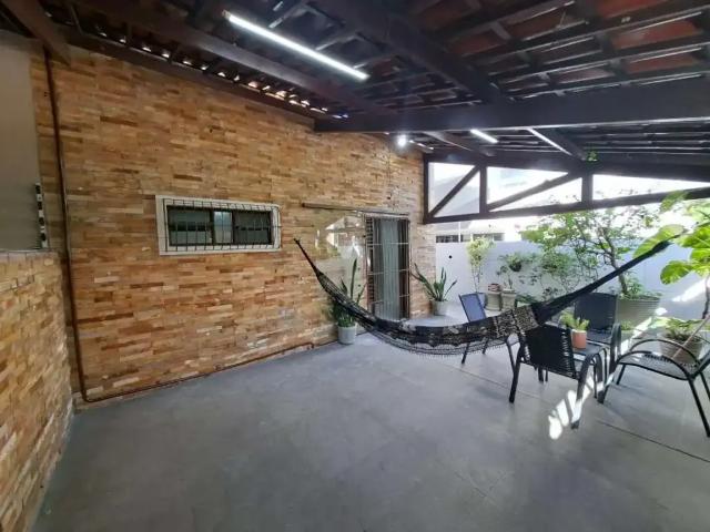 Casa / Sobrado para Locação em João Pessoa/PB Bessa 2 Quartos