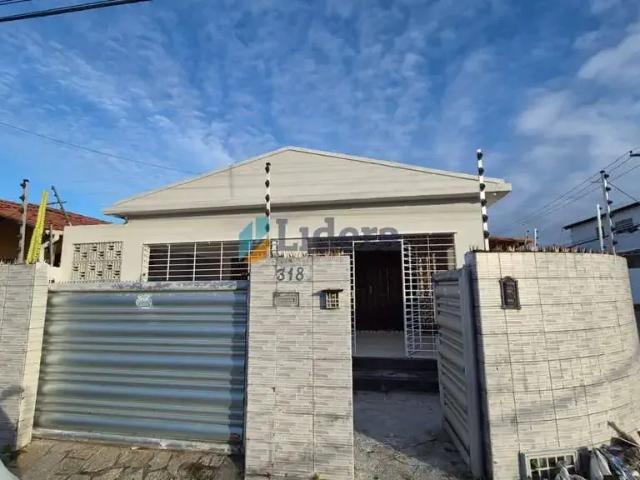 Casa / Sobrado para Locação em João Pessoa/PB Ipês 3 Quartos