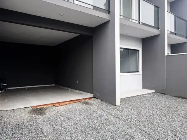 Casa / Sobrado para Locação em Joinville/SC Adhemar Garcia 3 Quartos