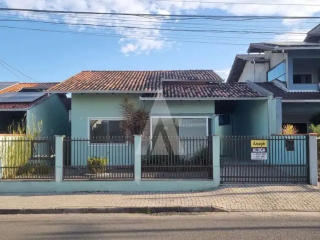 Casa / Sobrado para Locação em Joinville/SC Adhemar Garcia 2 Quartos