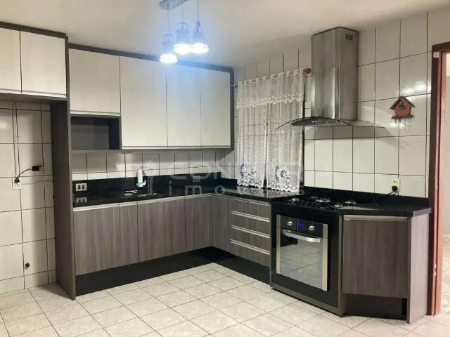 Casa / Sobrado para Locação em Joinville/SC Boa Vista 5 Quartos