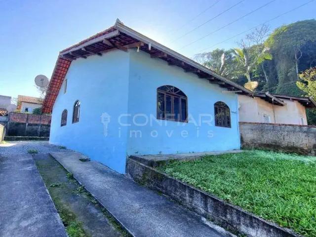 Casa / Sobrado para Locação em Joinville/SC Boehmerwald 3 Quartos