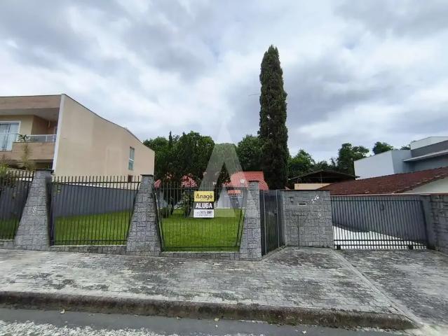 Casa / Sobrado para Locação em Joinville/SC Bom Retiro 2 Quartos
