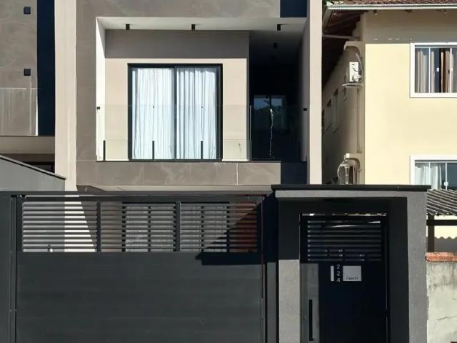 Casa / Sobrado para Locação em Joinville/SC Bom Retiro 3 Quartos