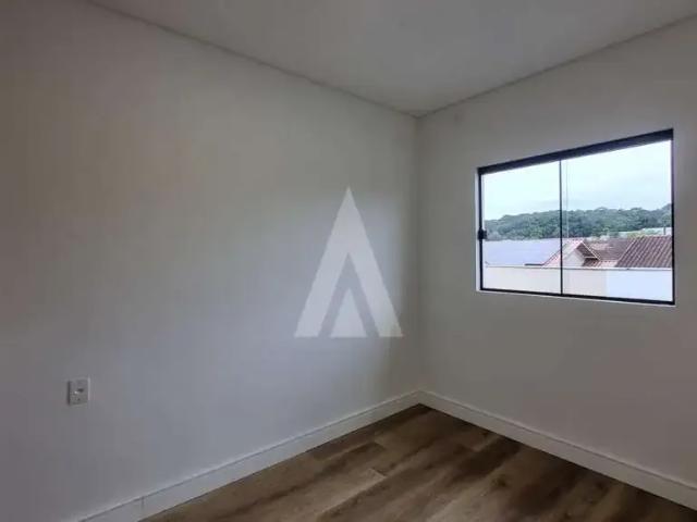 Casa / Sobrado para Locação em Joinville/SC Glória 3 Quartos