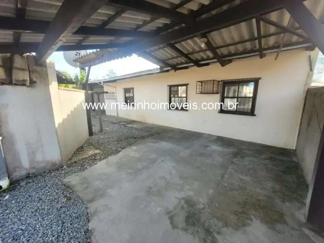 Casa / Sobrado para Locação em Joinville/SC Guanabara 1 Quartos
