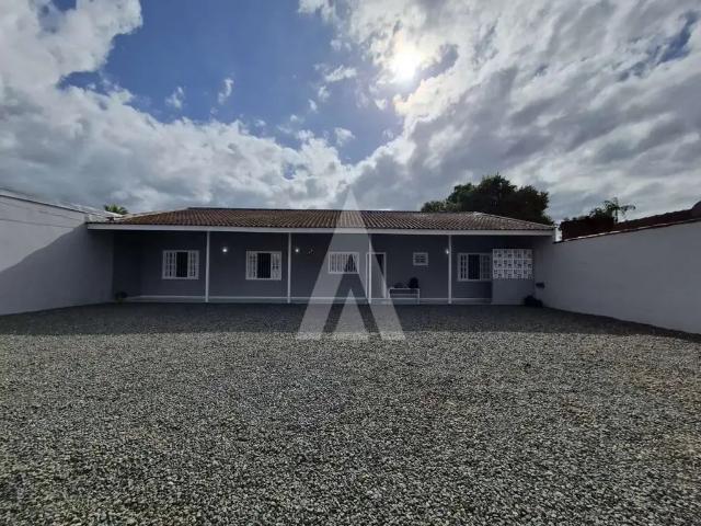 Casa / Sobrado para Locação em Joinville/SC Guanabara 2 Quartos