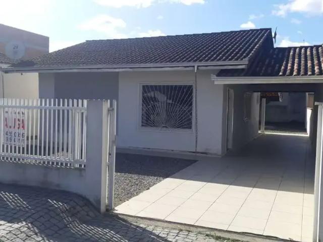 Casa / Sobrado para Locação em Joinville/SC Fátima 2 Quartos