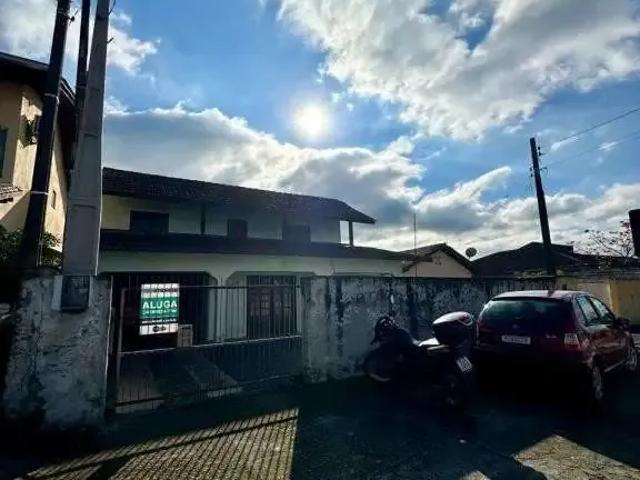 Casa / Sobrado para Locação em Joinville/SC Fátima 4 Quartos