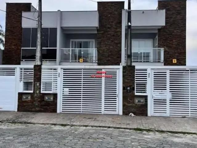 Casa / Sobrado para Locação em Joinville/SC Floresta 3 Quartos