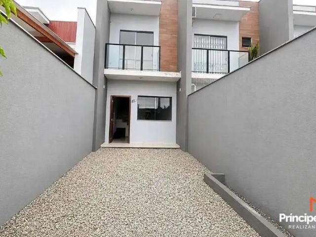 Casa / Sobrado para Locação em Joinville/SC Iririú 2 Quartos