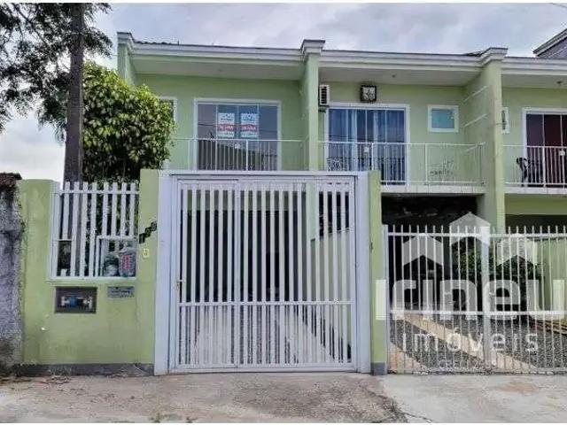 Casa / Sobrado para Locação em Joinville/SC Iririú 3 Quartos