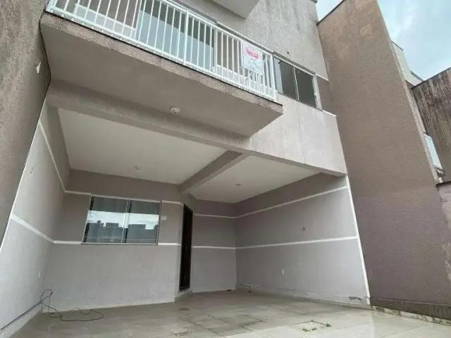 Casa / Sobrado para Locação em Joinville/SC Iririú 4 Quartos