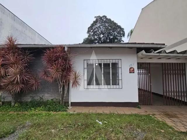 Casa / Sobrado para Locação em Joinville/SC Itaum 3 Quartos