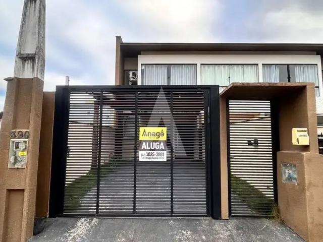 Casa / Sobrado para Locação em Joinville/SC Jardim Iririú 3 Quartos