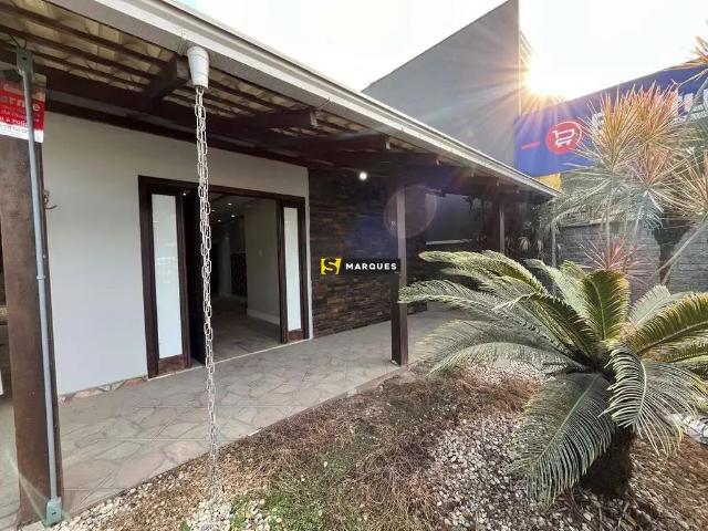 Casa / Sobrado para Locação em Joinville/SC Jardim Iririú 3 Quartos
