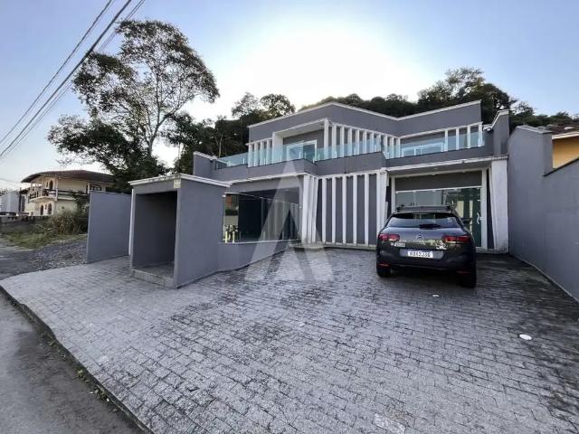 Casa / Sobrado para Locação em Joinville/SC Jardim Sofia 3 Quartos
