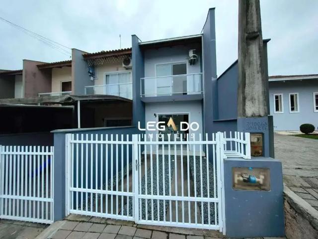Casa / Sobrado para Locação em Joinville/SC Jarivatuba 2 Quartos