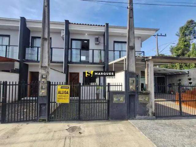 Casa / Sobrado para Locação em Joinville/SC Morro do Meio 2 Quartos