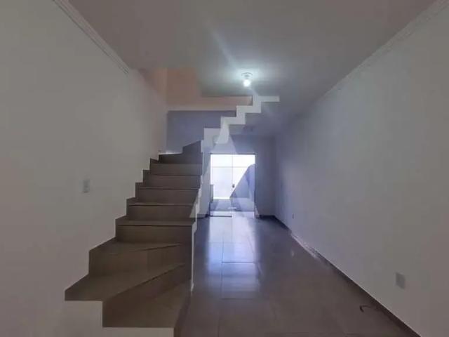 Casa / Sobrado para Locação em Joinville/SC Morro do Meio 2 Quartos