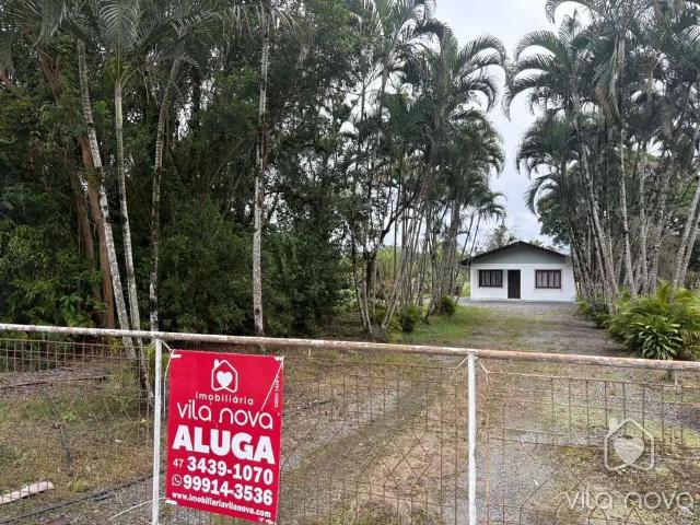 Casa / Sobrado para Locação em Joinville/SC Morro do Meio 2 Quartos
