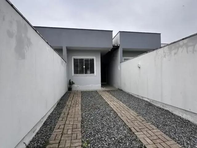 Casa / Sobrado para Locação em Joinville/SC Nova Brasília 2 Quartos