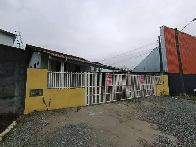 Casa / Sobrado para Locação em Joinville/SC Nova Brasília 2 Quartos