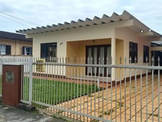 Casa / Sobrado para Locação em Joinville/SC Saguaçu