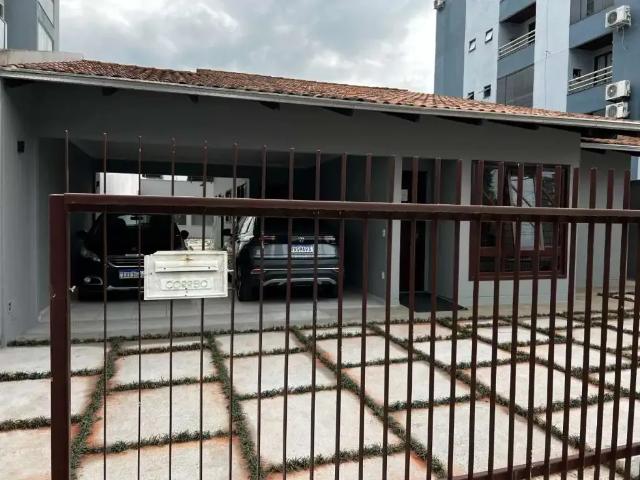 Casa / Sobrado para Locação em Joinville/SC Santo Antônio 2 Quartos