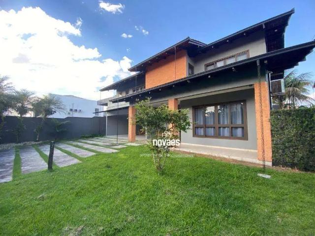 Casa / Sobrado para Locação em Joinville/SC Santo Antônio 3 Quartos
