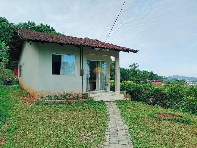Casa / Sobrado para Locação em Joinville/SC Petrópolis 1 Quartos