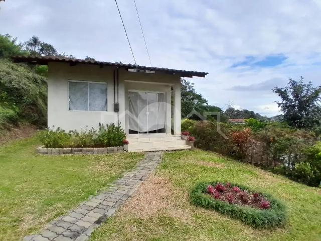 Casa / Sobrado para Locação em Joinville/SC Petrópolis 1 Quartos