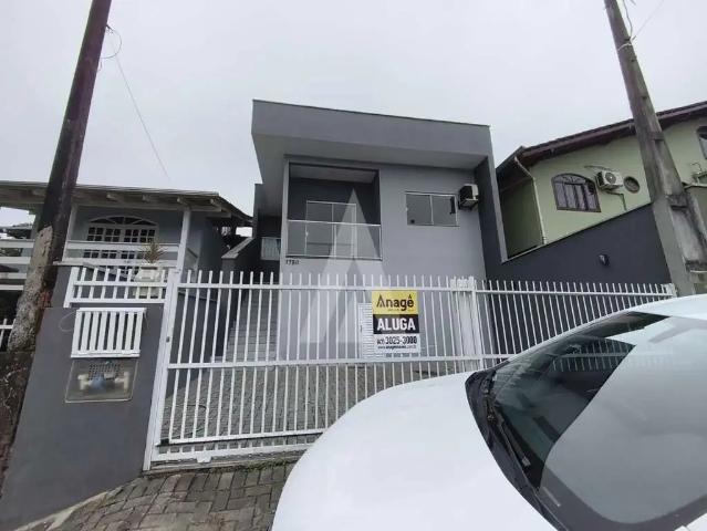 Casa / Sobrado para Locação em Joinville/SC Petrópolis 2 Quartos