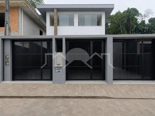 Casa / Sobrado para Locação em Joinville/SC Petrópolis 2 Quartos