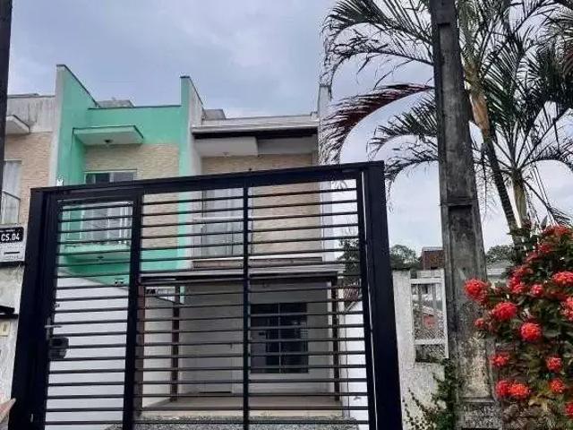 Casa / Sobrado para Locação em Joinville/SC Petrópolis 2 Quartos