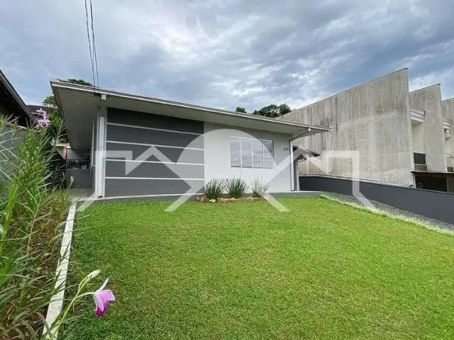 Casa / Sobrado para Locação em Joinville/SC Petrópolis 3 Quartos