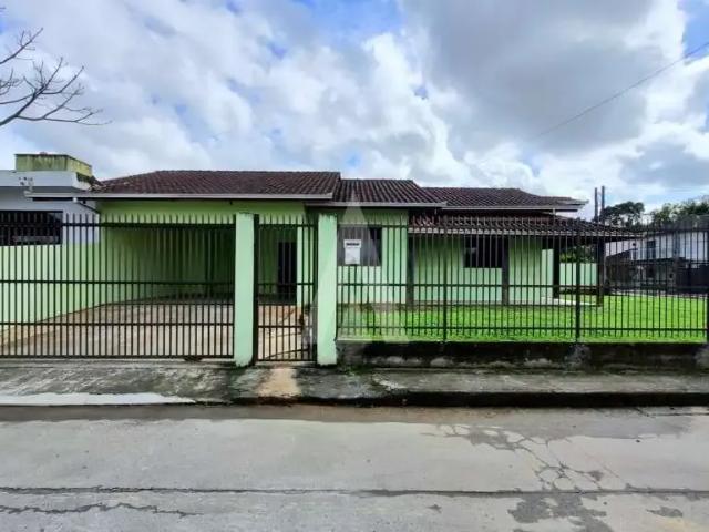 Casa / Sobrado para Locação em Joinville/SC Vila Nova 3 Quartos