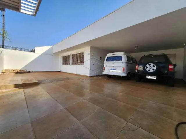Casa / Sobrado para Locação em Jaú/SP Chácara Peccioli 4 Quartos