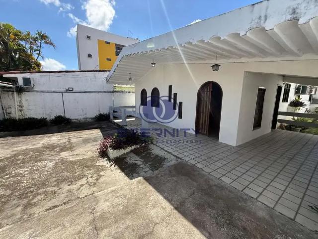 Casa / Sobrado para Locação em Jaboatão dos Guararapes/PE Piedade 7 Quartos