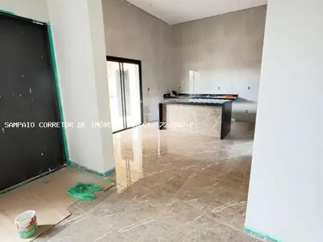Casa / Sobrado para Locação em Jaboticabal/SP Jardim Aroeira 3 Quartos