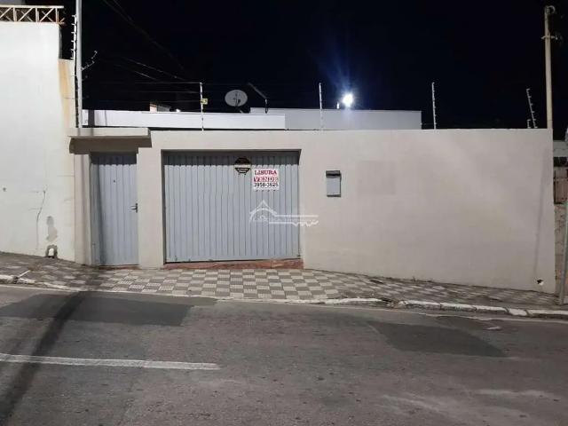 Casa / Sobrado para Locação em Jacareí/SP Centro 3 Quartos