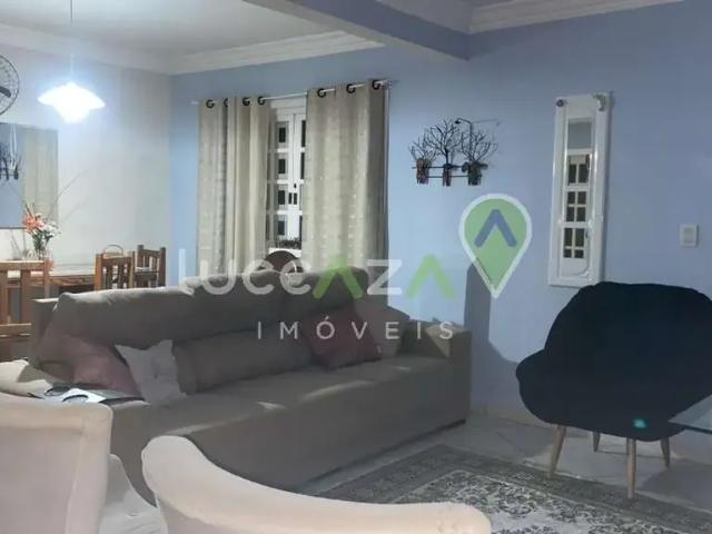 Casa / Sobrado para Locação em Jacareí/SP Jardim Terras de São João 5 Quartos
