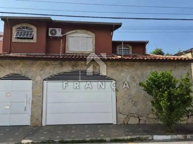 Casa / Sobrado para Locação em Jacareí/SP Jardim Mesquita 3 Quartos