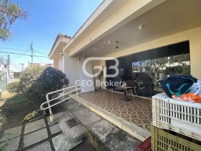 Casa / Sobrado para Locação em Jacareí/SP Jardim Pereira do Amparo 4 Quartos