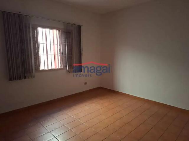 Casa / Sobrado para Locação em Jacareí/SP Jardim São José 3 Quartos