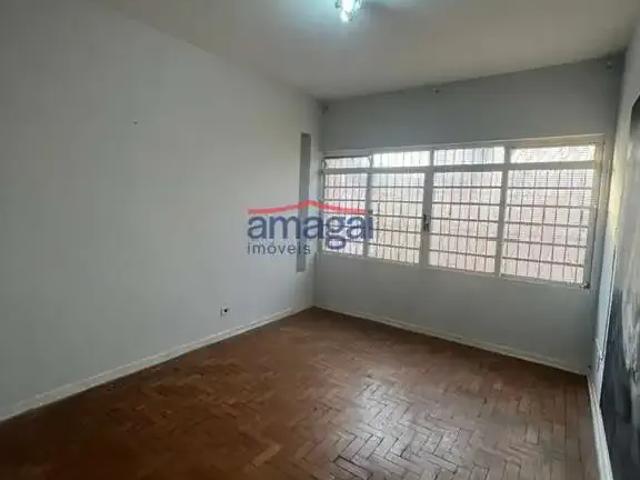 Casa / Sobrado para Locação em Jacareí/SP Jardim Santa Maria 3 Quartos